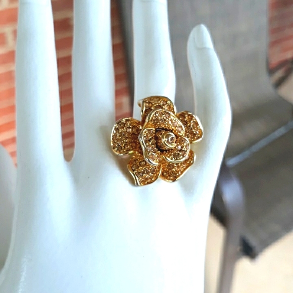 Vintage | Jewelry | Gorgeous Golden Flower Crystal Statement Ring ...